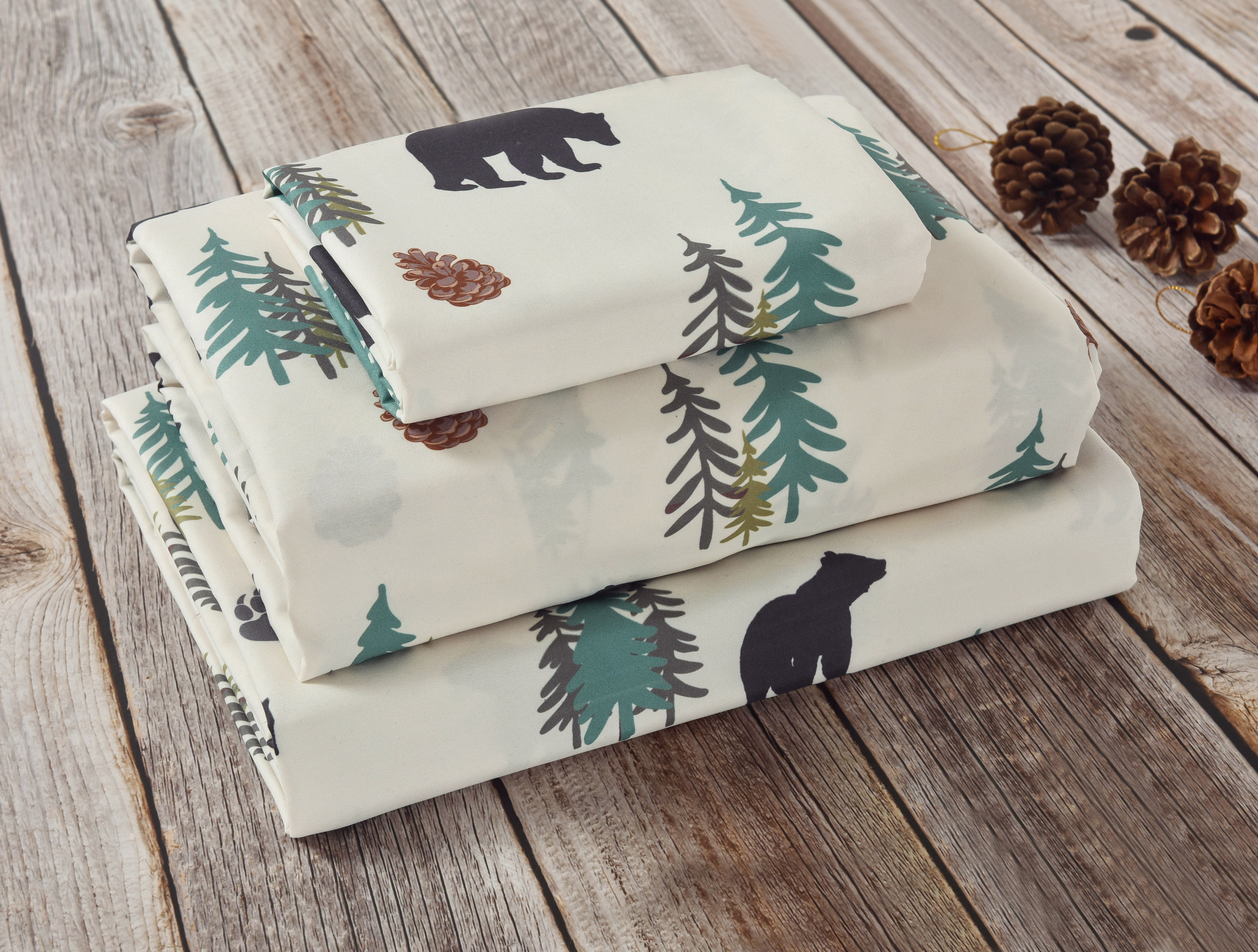 De Leon Collections Sunland Bear Pine Tree Evergreen Woodland Forest ...