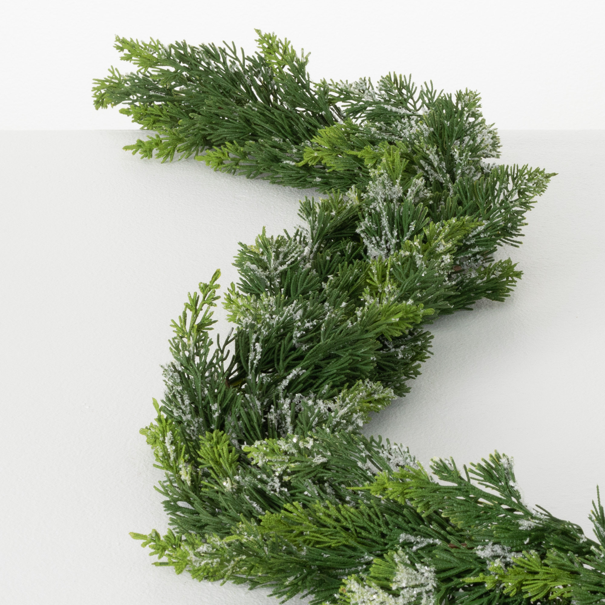 The Holiday Aisle® Savelle 72" Artificial Frosted Cedar Garland ...