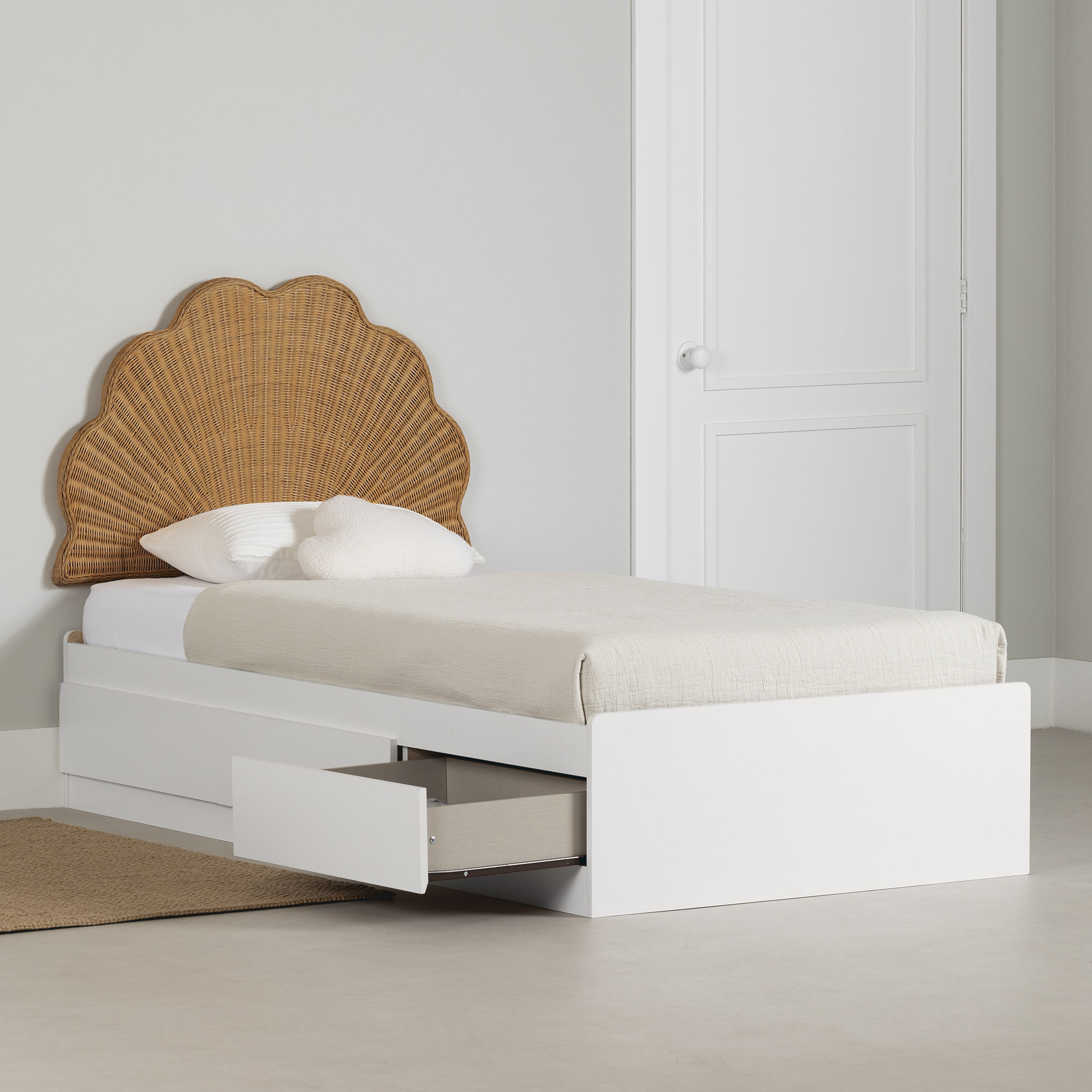 South Shore Bloom Full Mates Bed And Rattan Wall-Mounted Shell ...