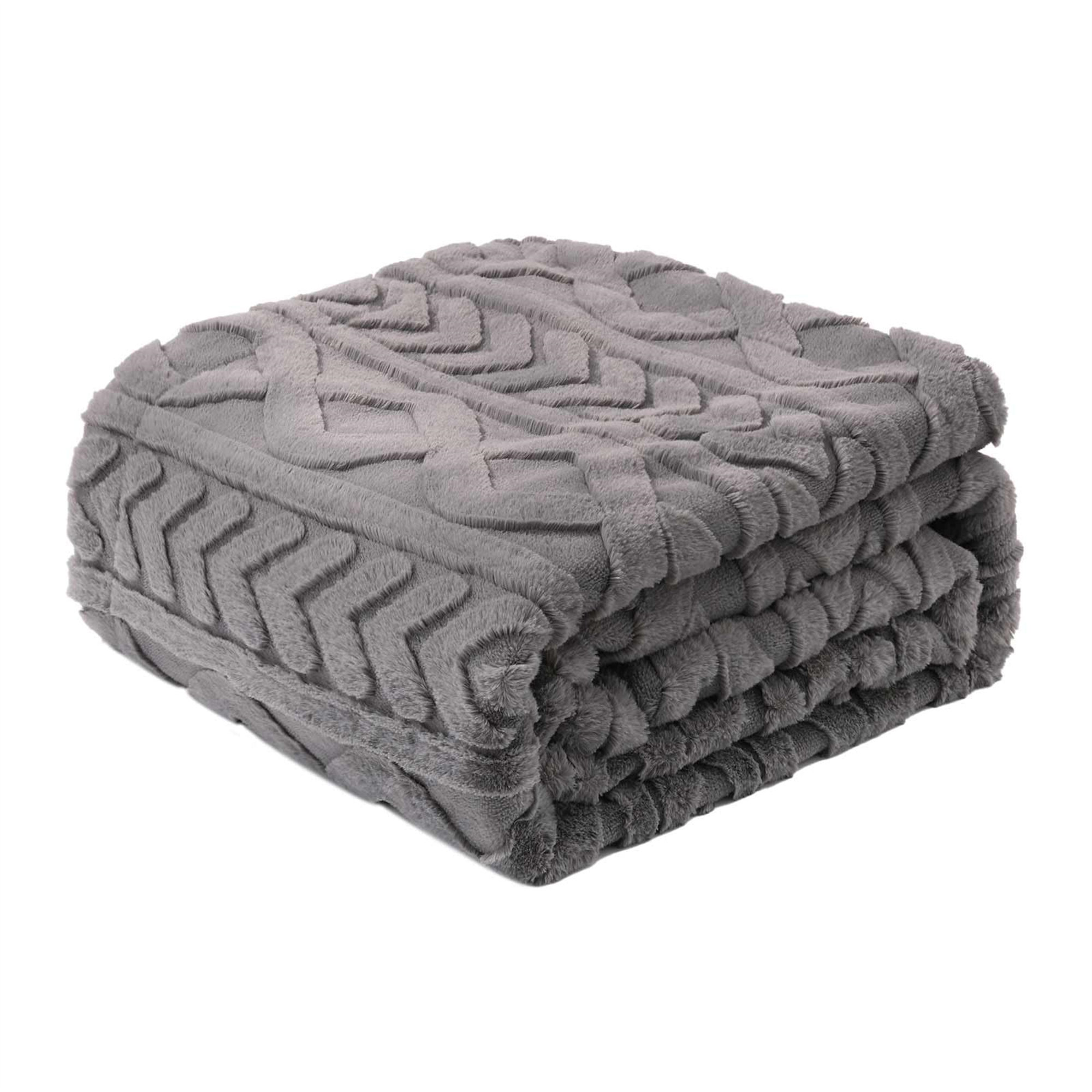 Wendes Kem Throw | Wayfair