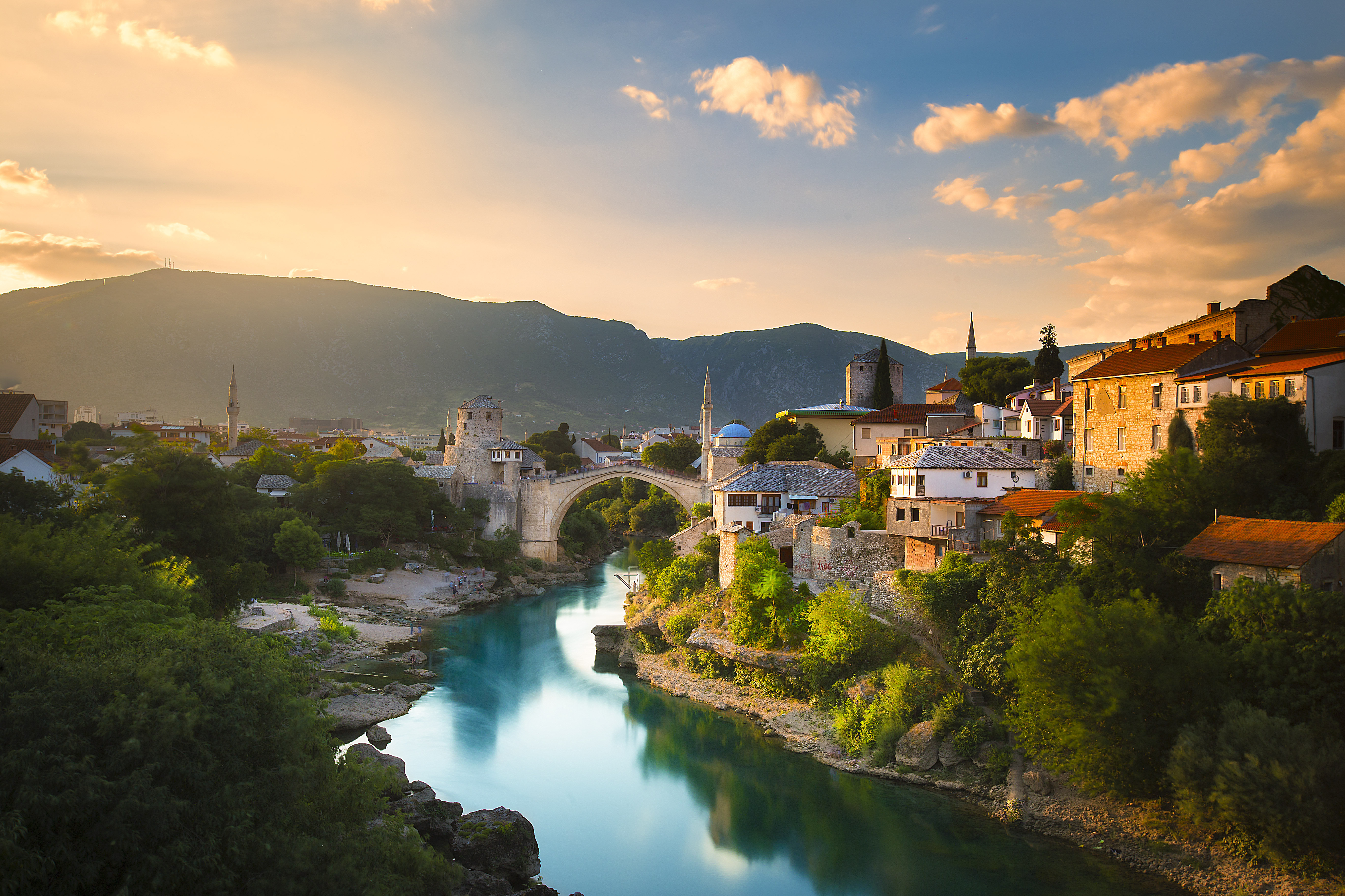 17 Stories Litsi Bosnia and Herzegovina - Wrapped Canvas Photograph ...