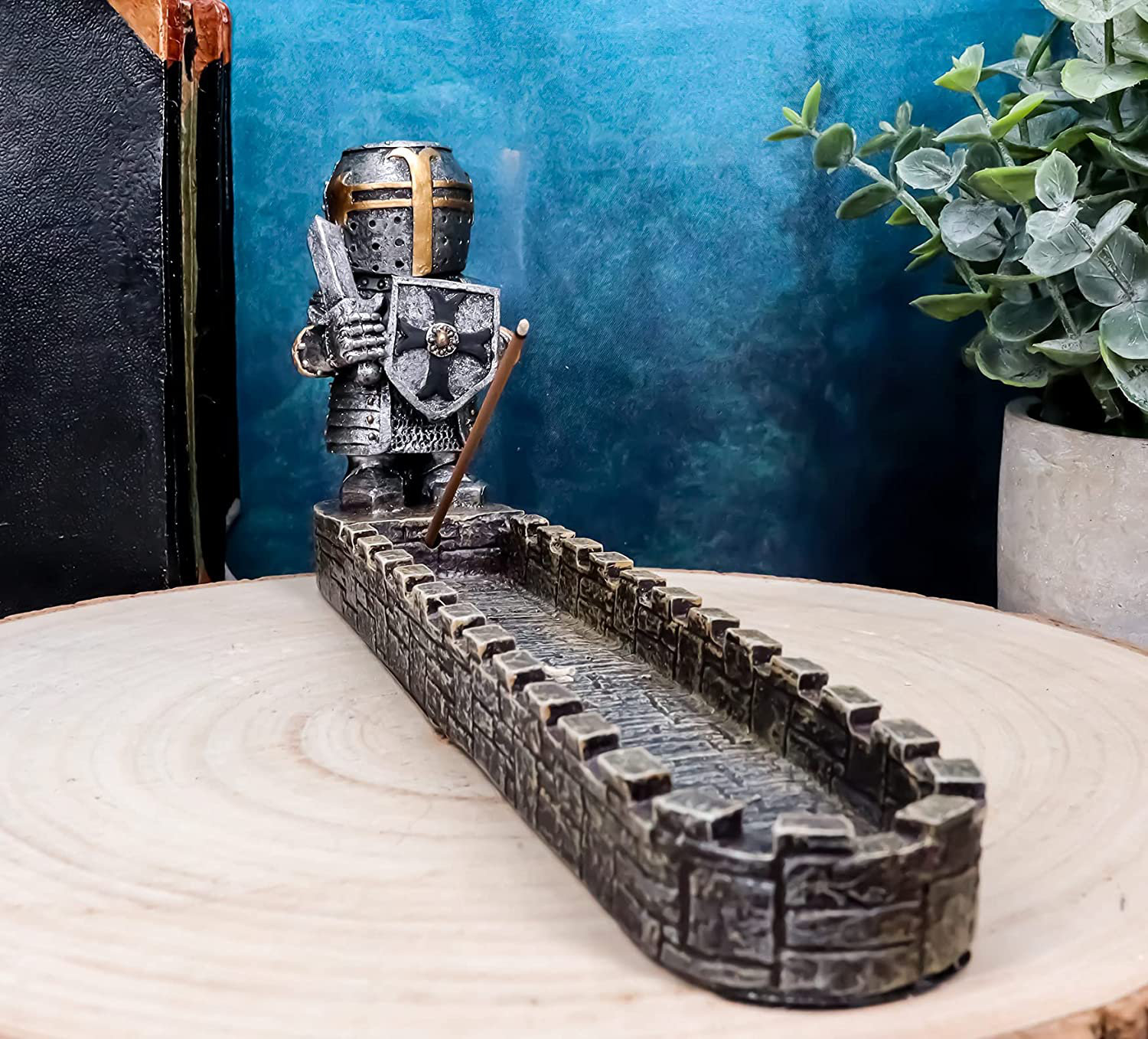 Trinx Anna-Diane Medieval Knight on Castle Fortress Garrison Wal ...