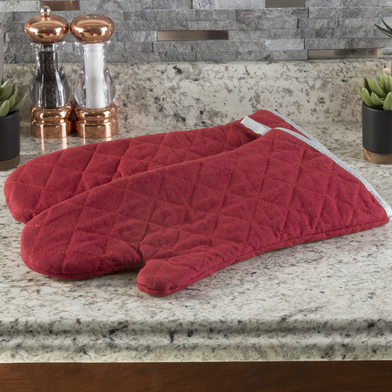 Lavish Home Oven Mitts- 2 Oversized Quilted Mittens, Flame and Heat ...