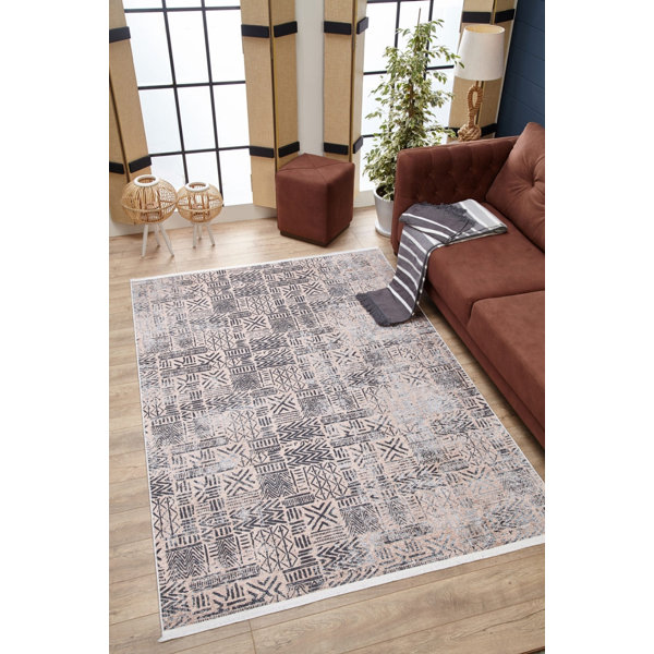 Gracie Oaks Addaley Machine Woven Area Rug | Wayfair.co.uk