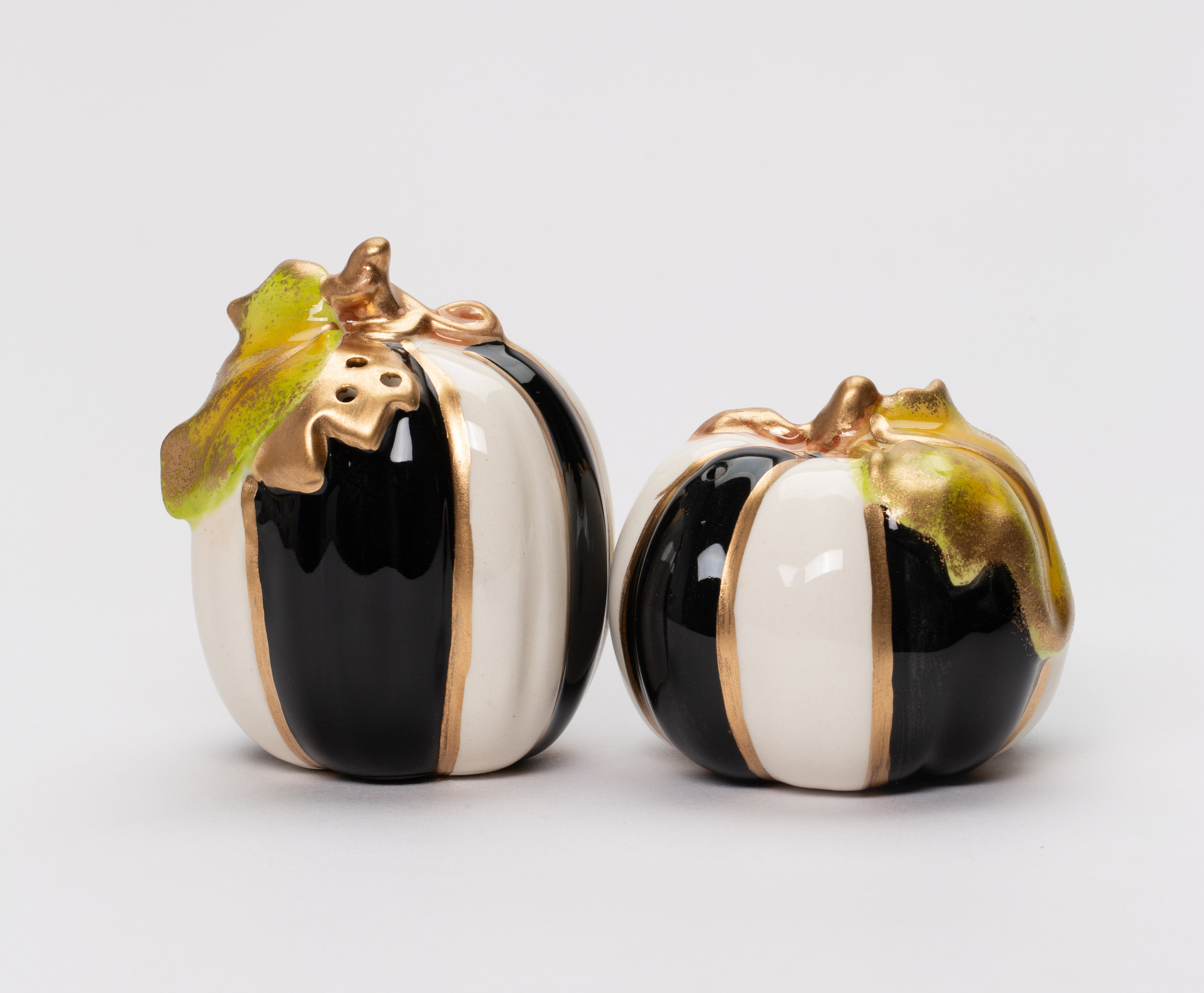Cosmos Gifts Salt And Pepper Shaker Set | Wayfair
