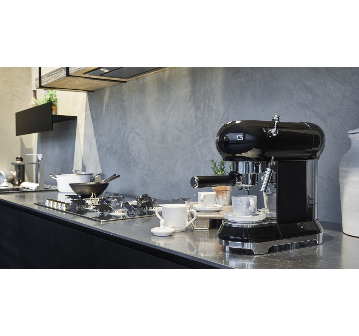 SMEG 50's Retro Style Aesthetic Espresso Coffee Machine & Reviews ...