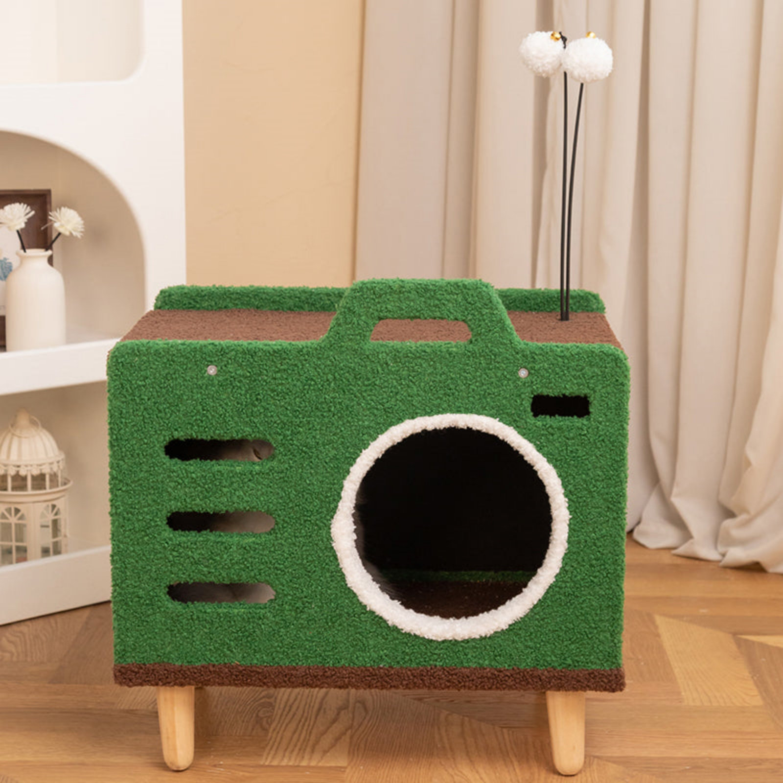 Tucker Murphy Pet™ Cozy Green Radio Cat Bed With Scratching Board ...