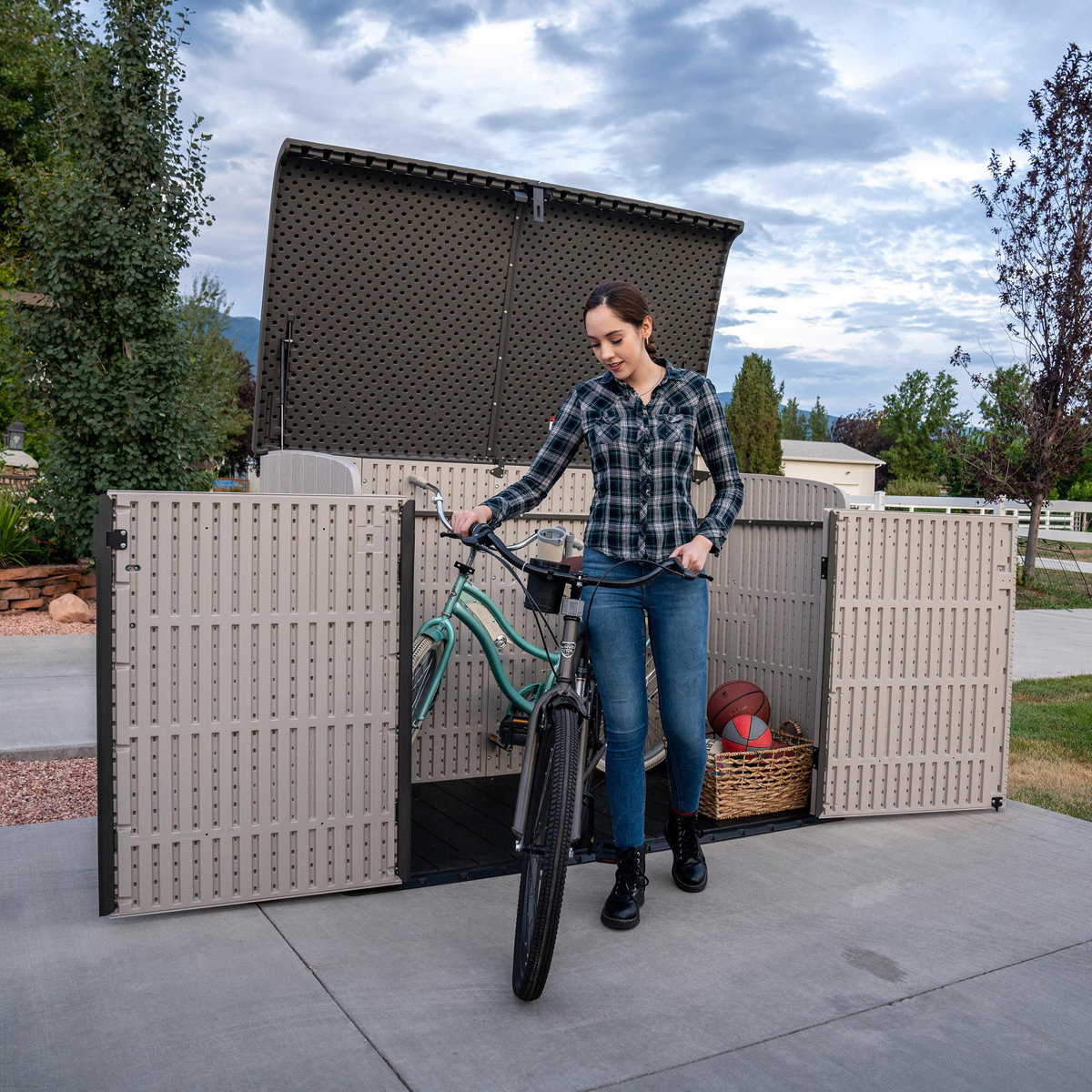 Lifetime 75 Cubic Feet High-Density Polyethylene (Plastic) Steel ...