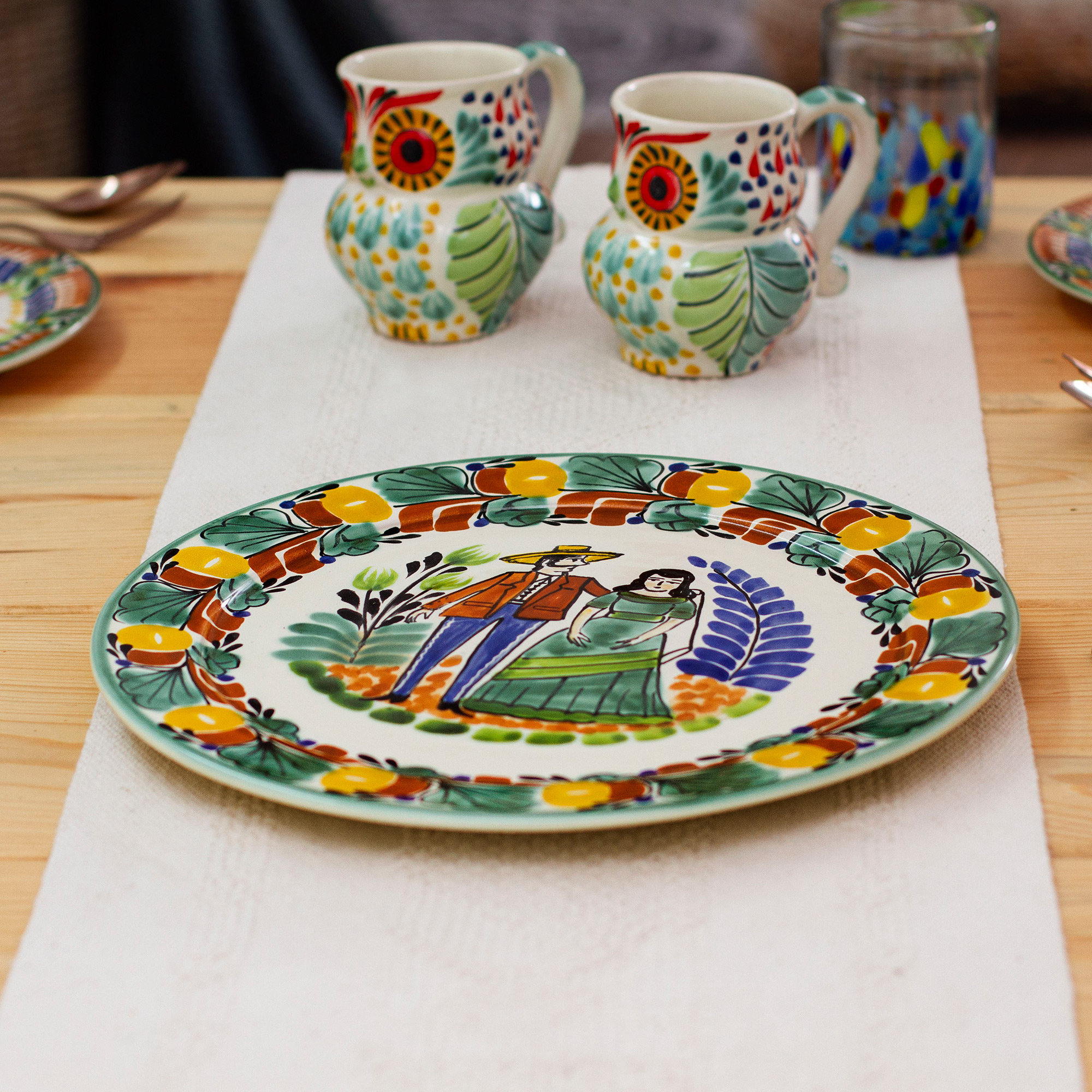 Fleur De Lis Living David Colonial Couple Majolica Ceramic Decorative ...