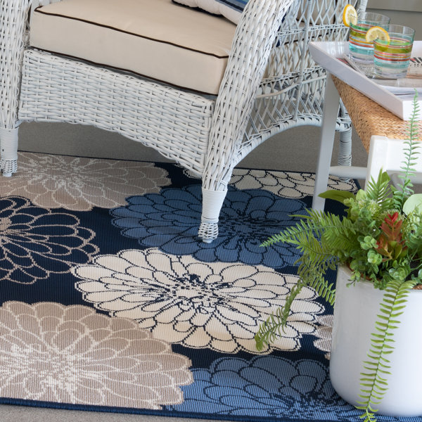 Red Barrel Studio® Asaro Floral Rug & Reviews | Wayfair