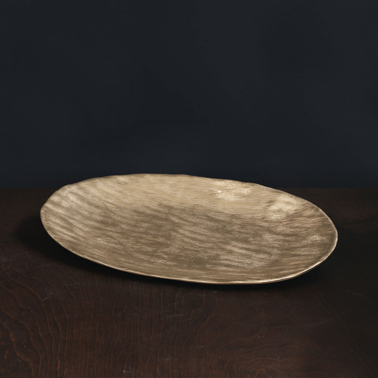 Beatriz Ball SIERRA MODERN Strie Brooklyn Medium Oval Platter (Gold ...