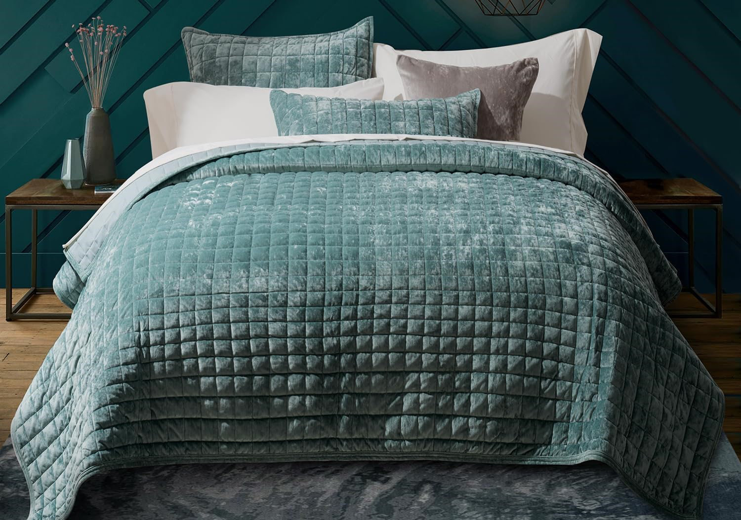 AFOVES The Luxury Velvet Quilt Set King Size, Lightweight Velvet ...