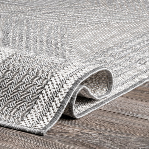 Foundry Select Alvis Gray Indoor/Outdoor Rug & Reviews | Wayfair