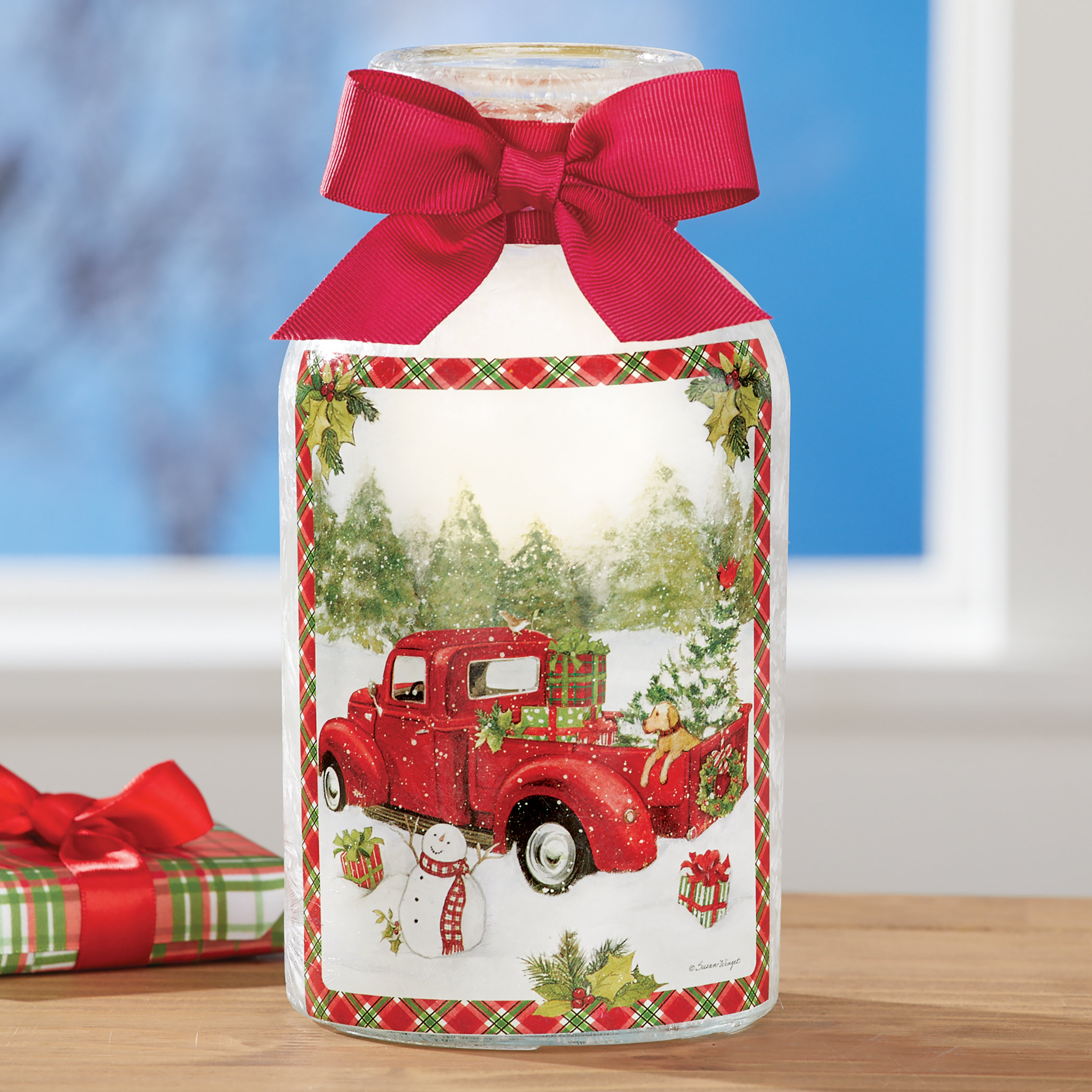 The Holiday Aisle® Juwell Glass Novelty Lamp | Wayfair