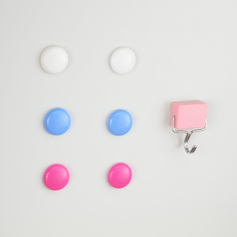 Wade Logan® Devane 31.50'' Desk with Hutch and Magnetic Bulletin Board ...