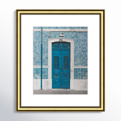 rectangle framed pictures