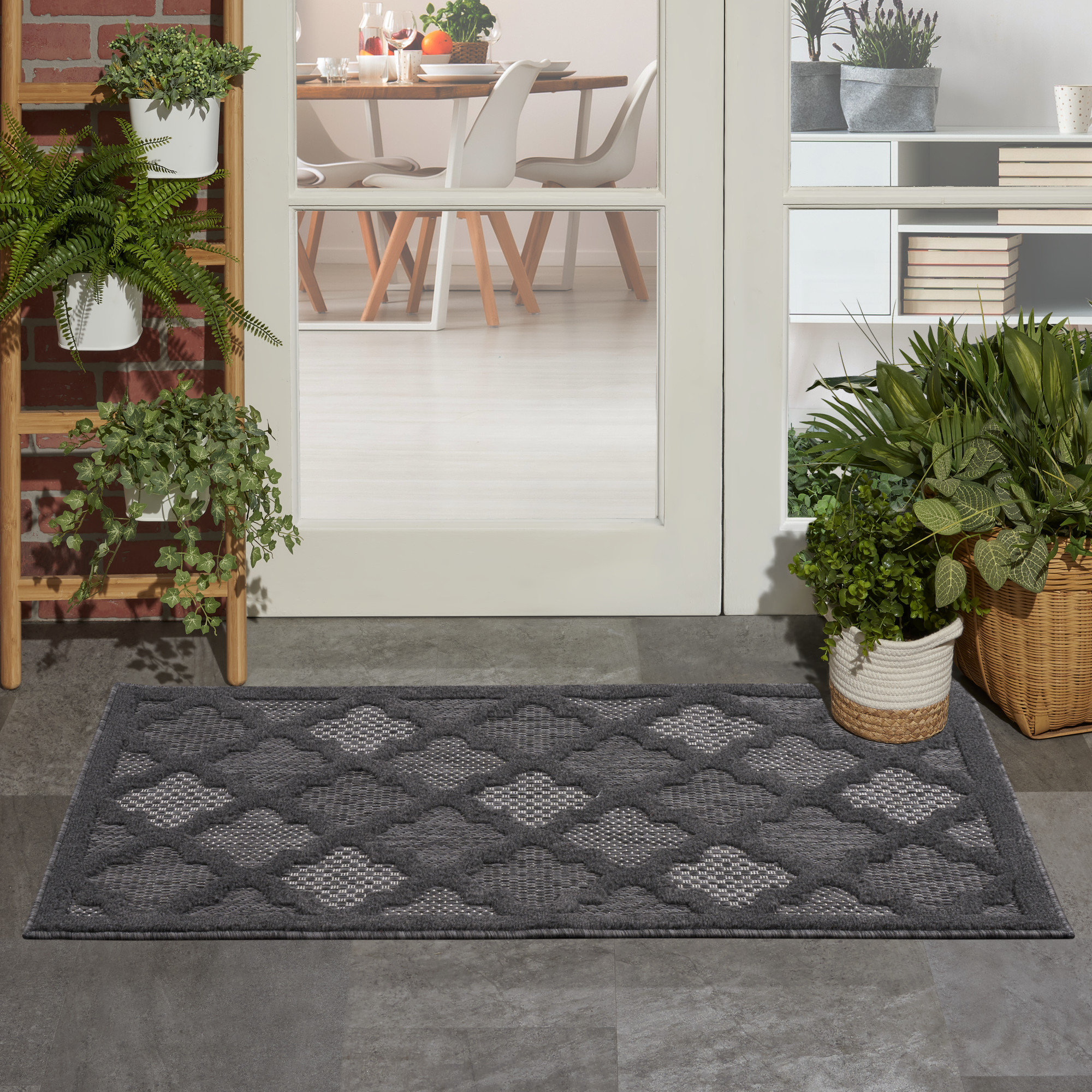 Lark Manor Adianey Red Barrel Studio Easy Care Trellis Charcoal/Black ...