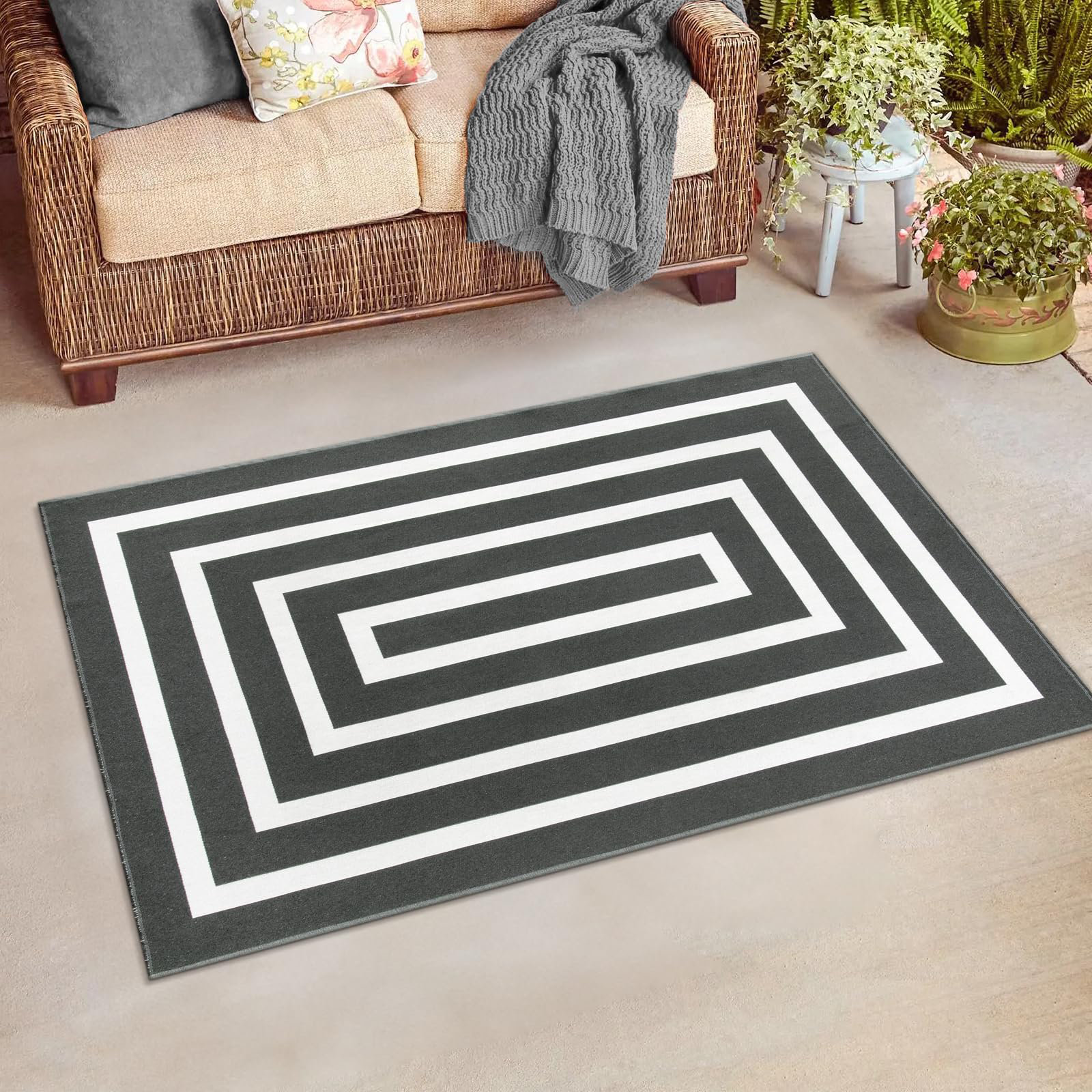 Latitude Run® Woven Cotton Front Porch Rug, Indoor And Outdoor Washable ...