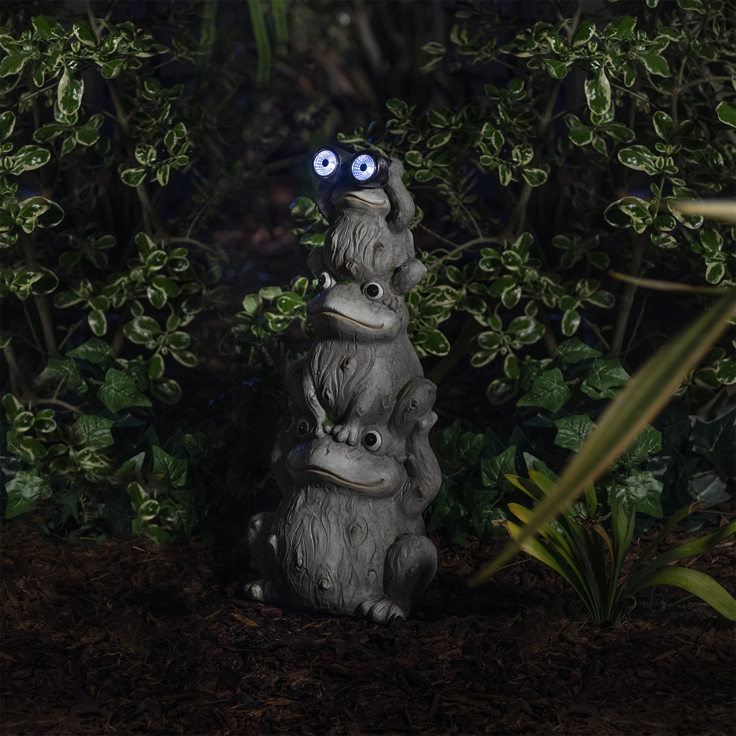 Red Barrel Studio® Sottile Solar Three Stack Frogs Statue & Reviews ...