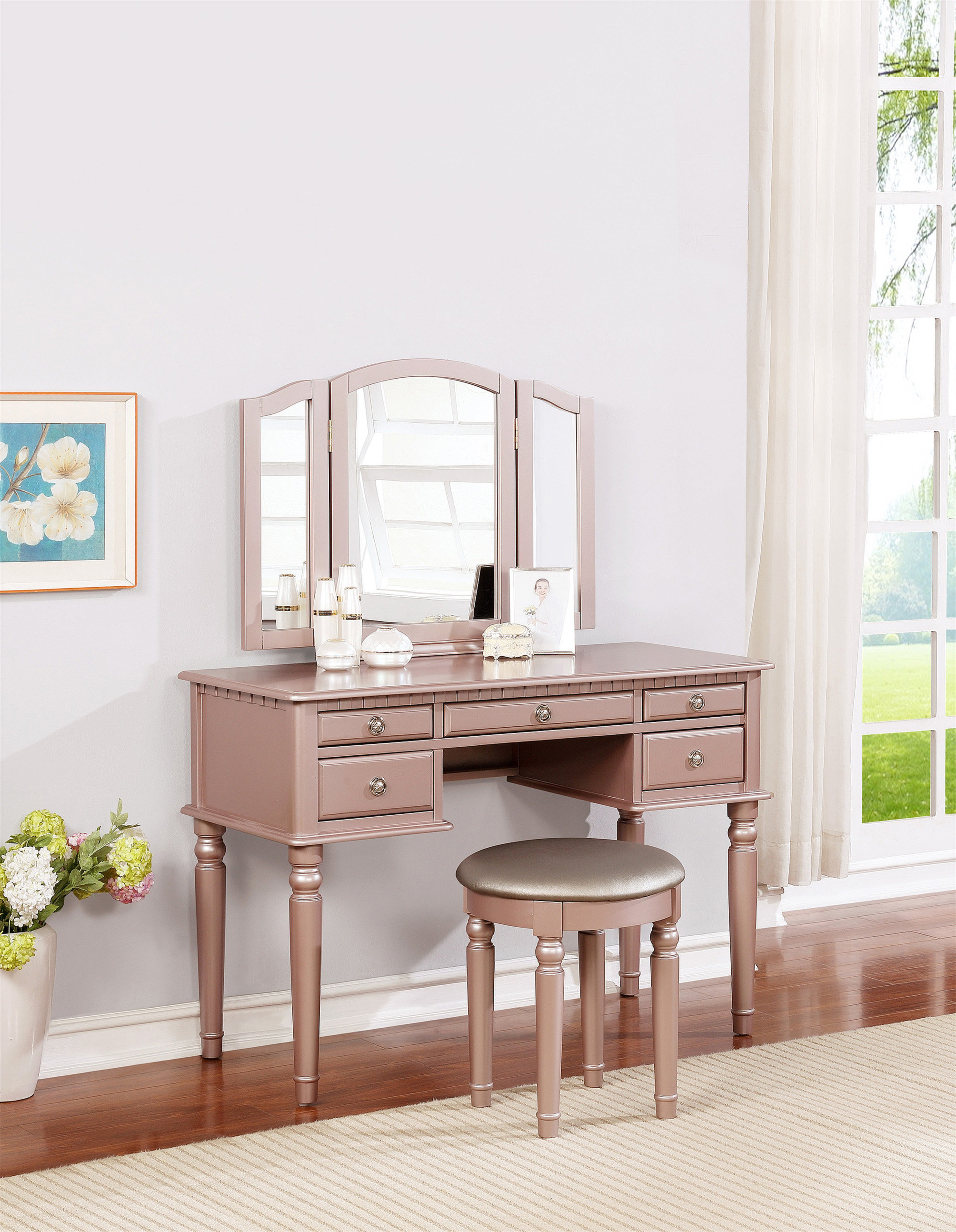 Corrigan Studio® Bedroom Contemporary Vanity Set W Foldable Mirror ...