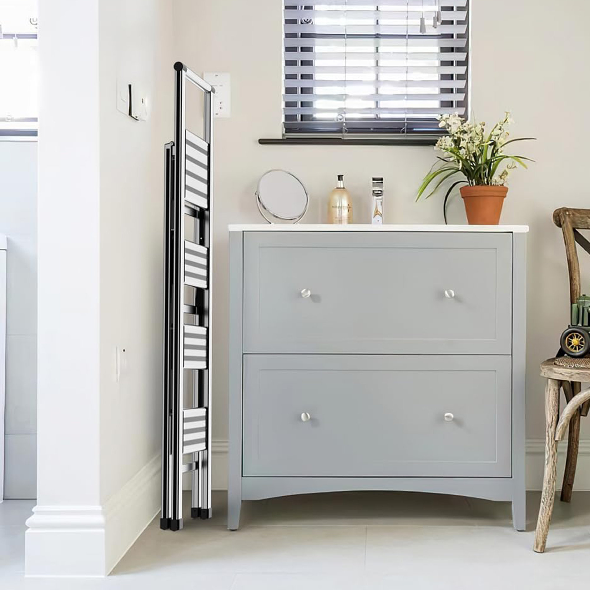 WFX Utility™ 4 Step Ladder - Wayfair Canada