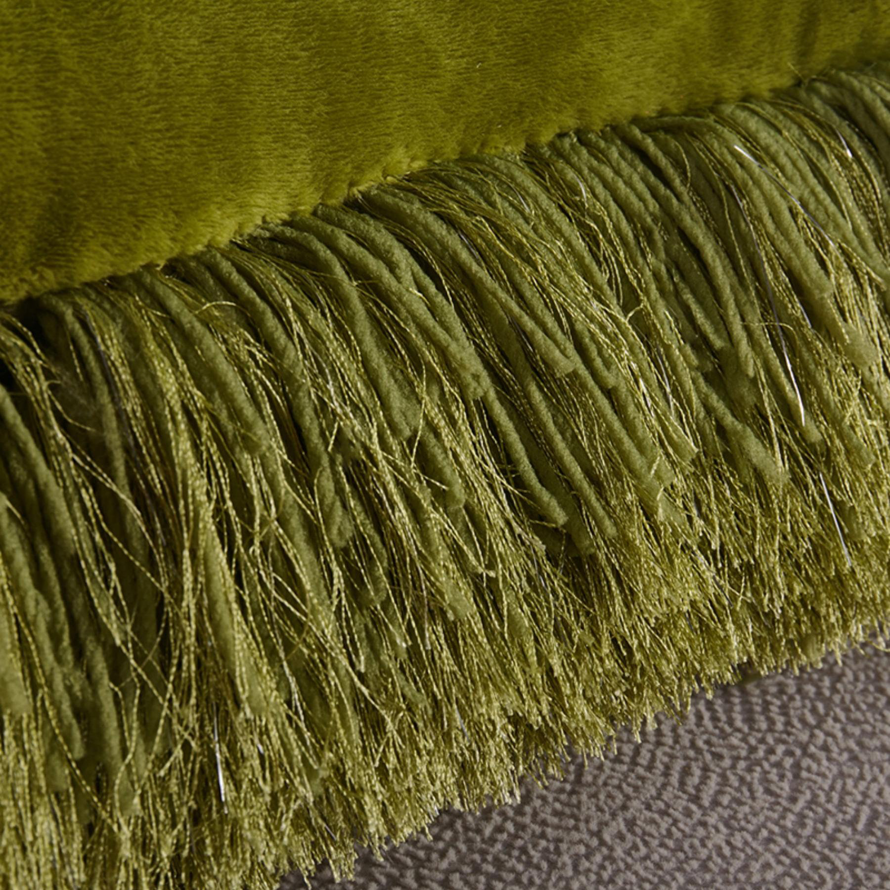 ARTISAN CABINETRY & STONE LLC "Decorative" Shaggy Pillow (18-in x 18-in ...