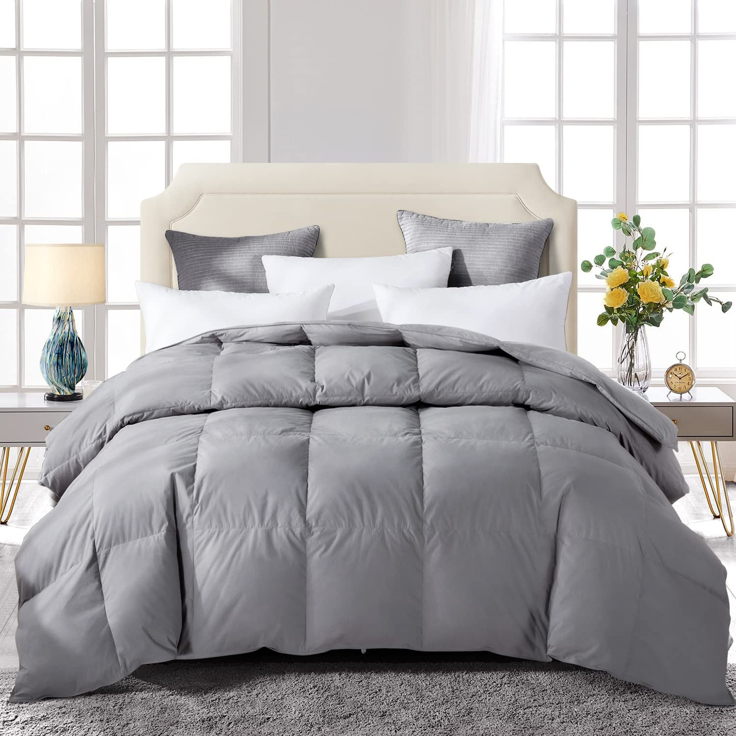 Eider & Ivory™ Down Comforter Queen/Full Size With Corner Tabs ...