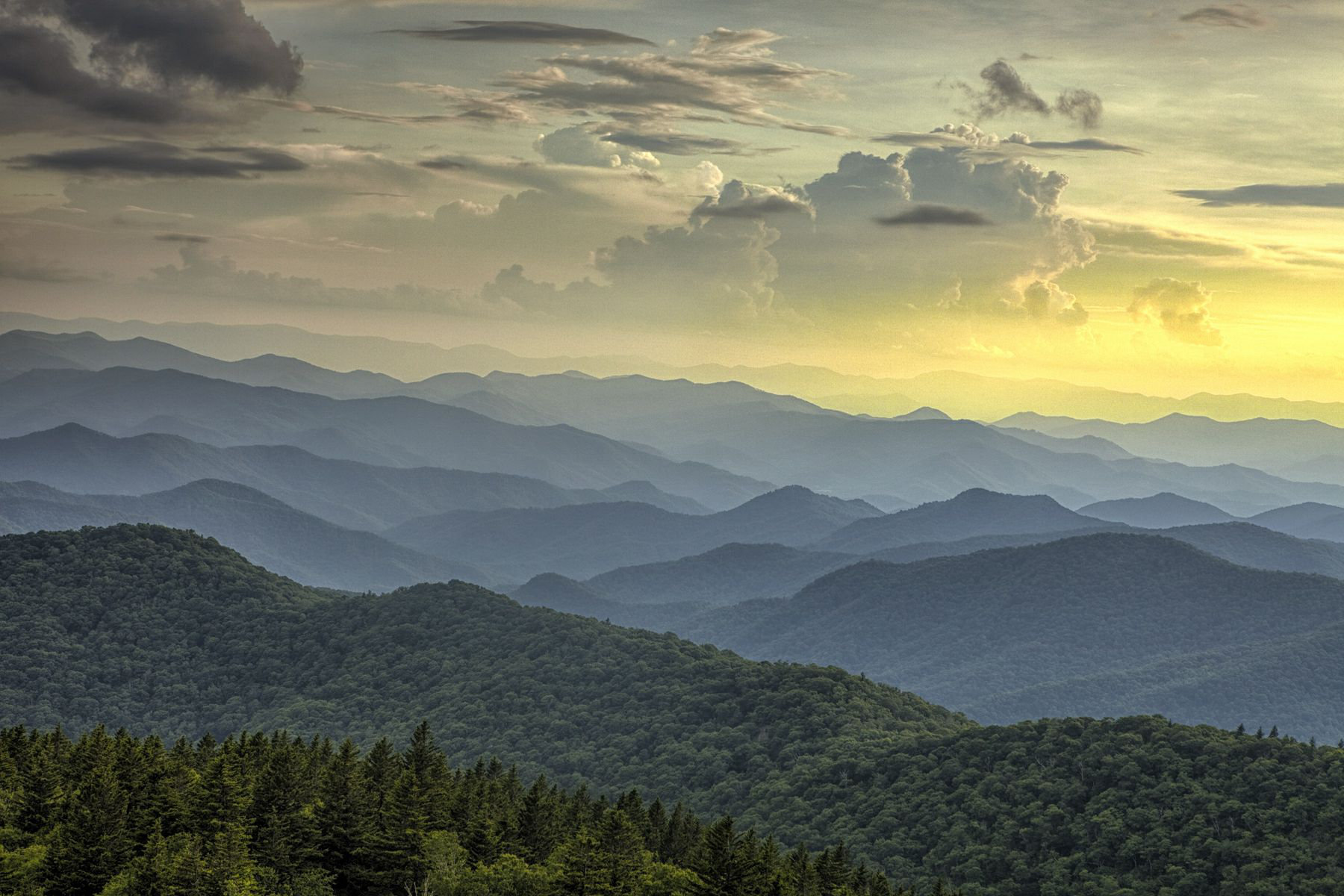 Millwood Pines Rosita Blue Ridge Mountain View by Andrewsoundarajan ...