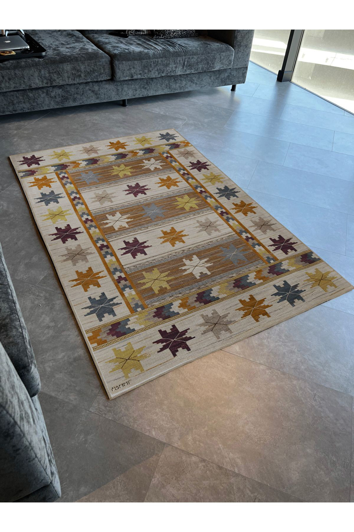 Hokku Designs Liza Collection Modern Geometric Area Rug - Wayfair Canada