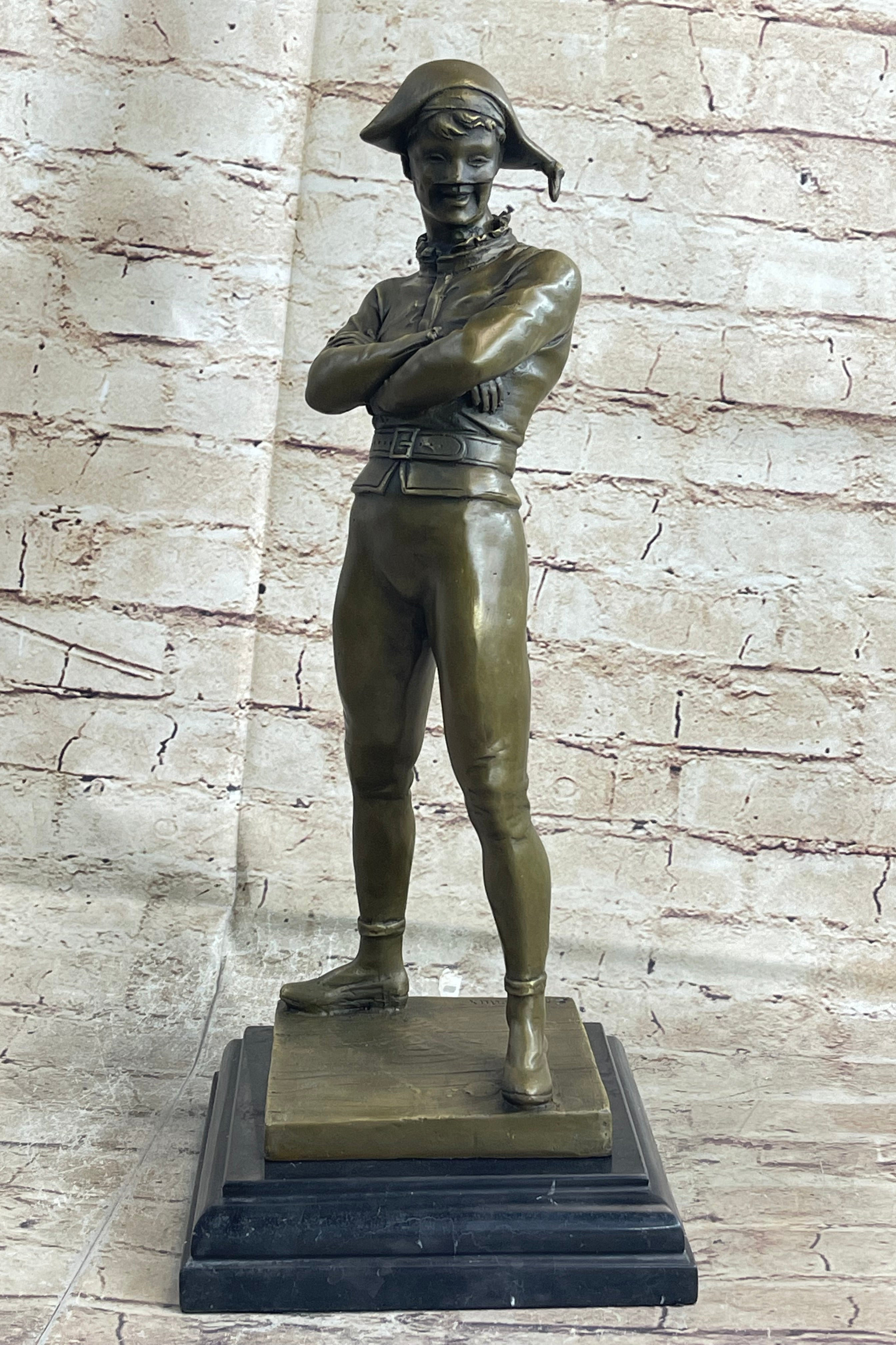 Charlton Home® Dormeus Vintage Style Bronze Harlequin Jester Sculpture ...