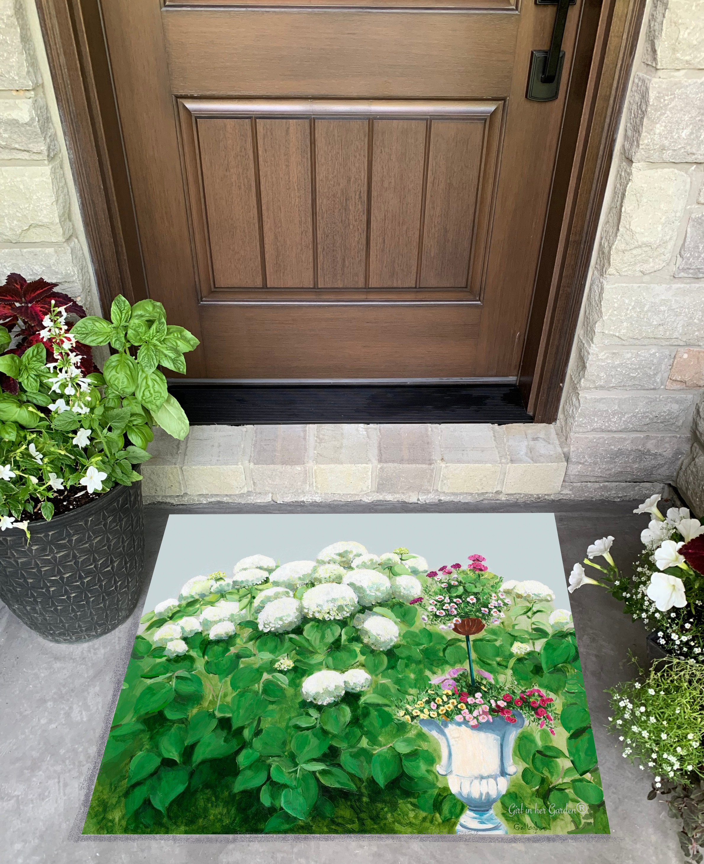 Arlmont & Co. Elainie Hydrangea Topiary Floormat & Reviews - Wayfair Canada