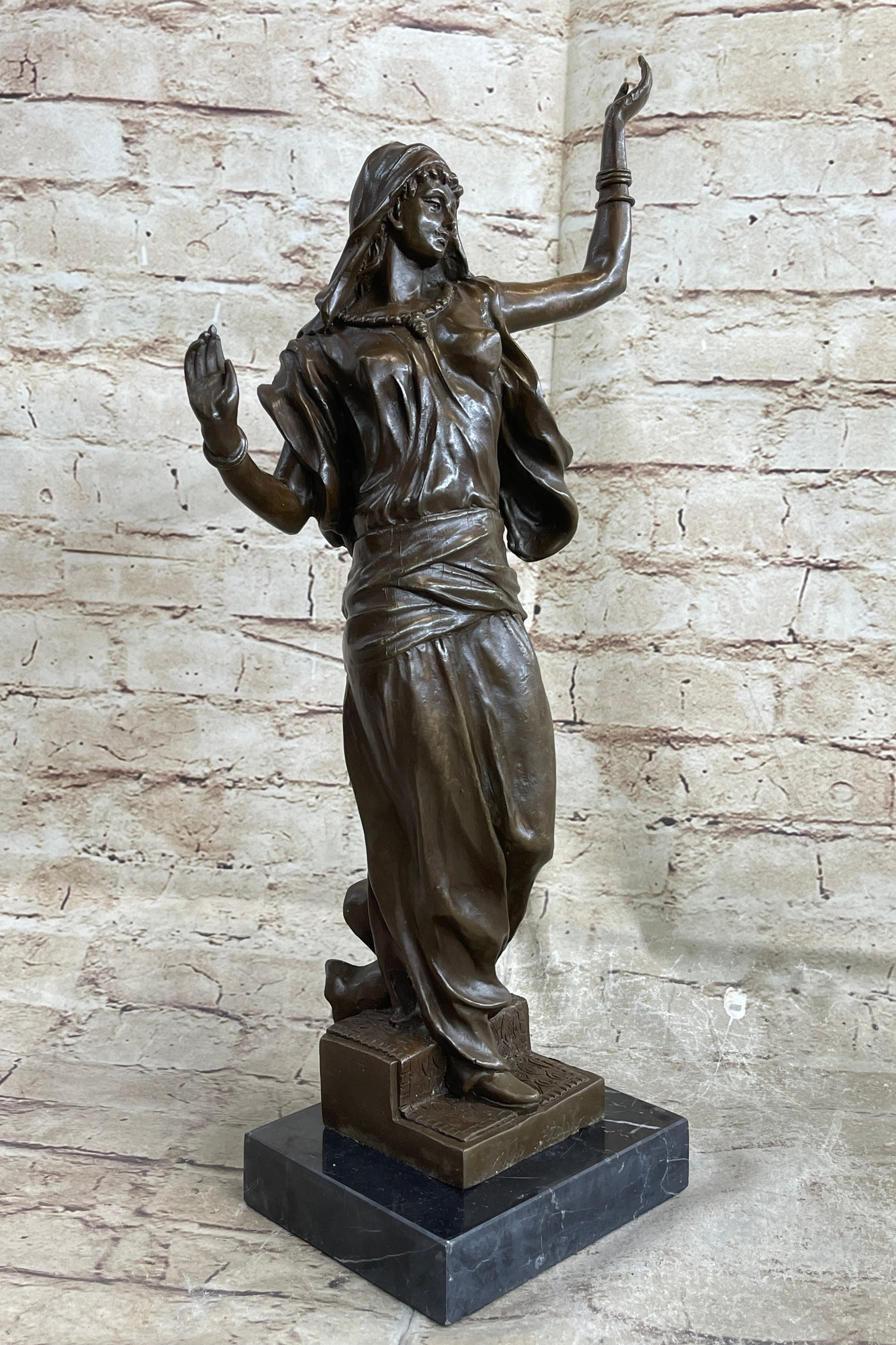 Trinx Kleber Middle Eastern Arabian Persian Dancer Girl Princess Bronze ...