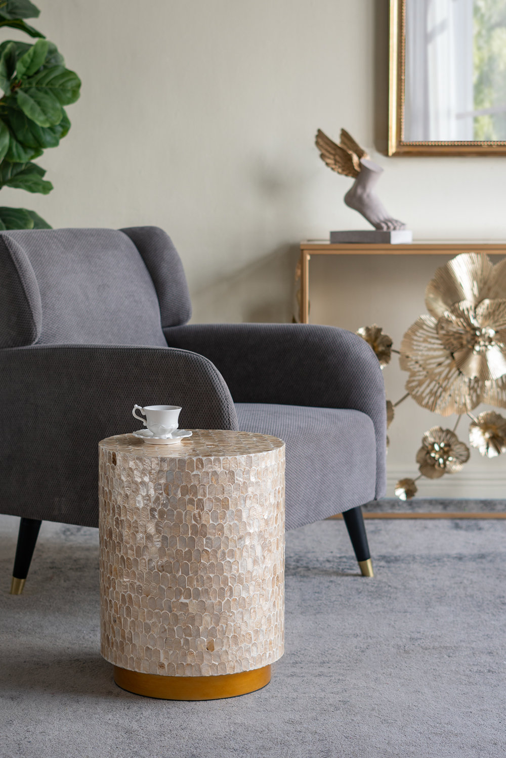 Mercer41 14x14x18" Cylindrical Accent Stool with Gold and Black Capiz ...