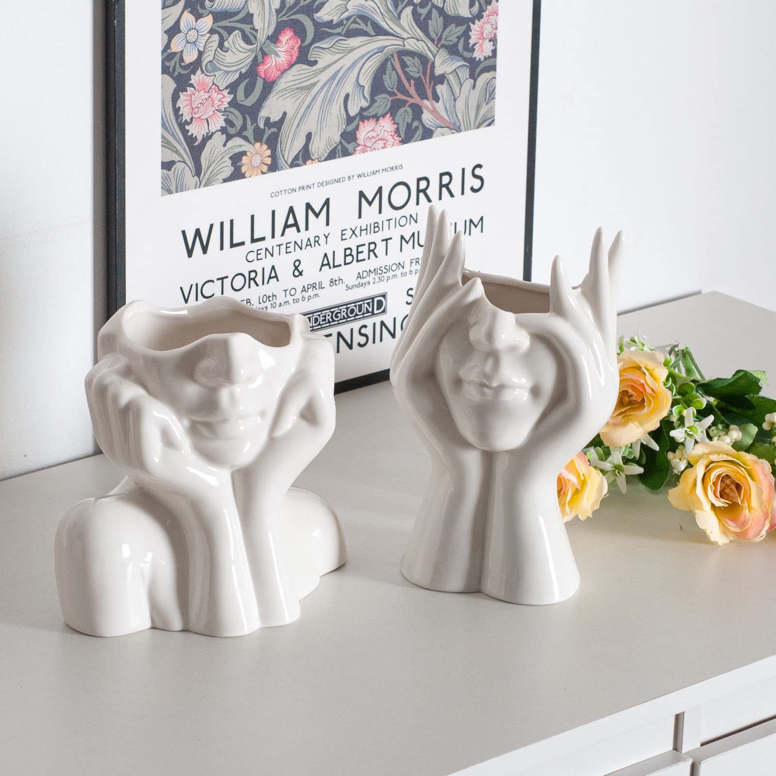 Lark Manor™ White Ceramic Face Vase Set Of 2, Female Form Modern Vases ...