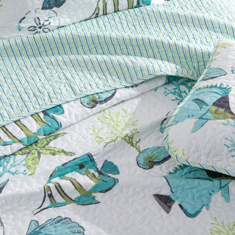 FreshFolds Blue / Green Fish & Seashell Quilt Set with Shams & Reviews ...