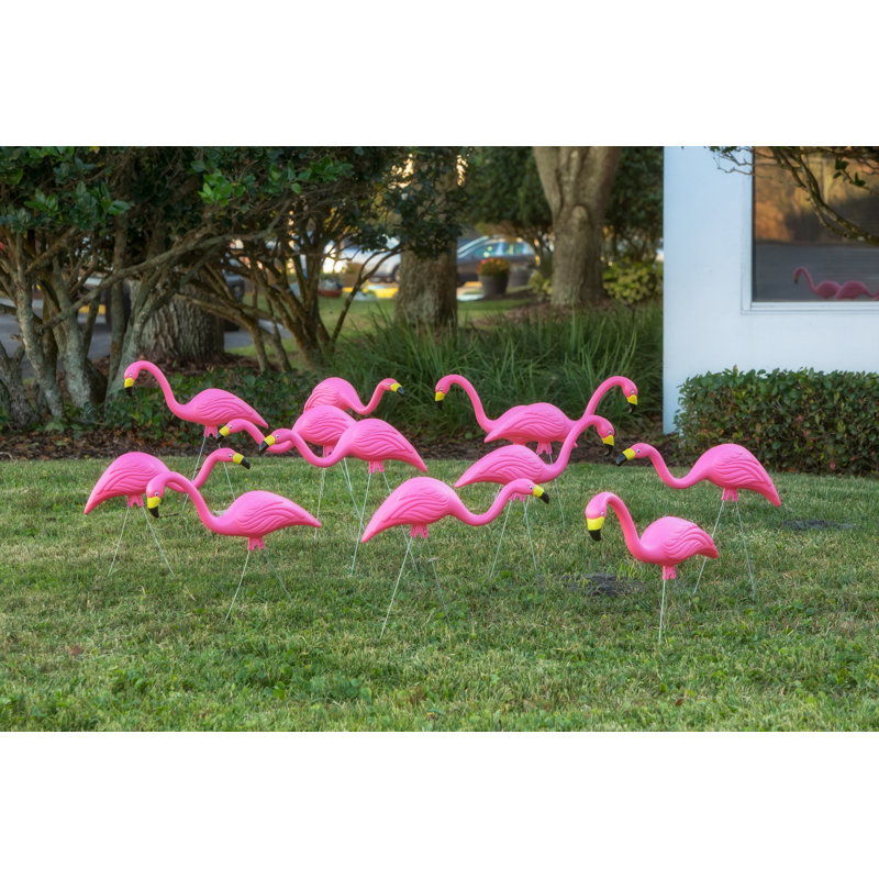 Bloem Plastic Indoor/Outdoor Pink Flamingo Yard Decorations with Metal ...
