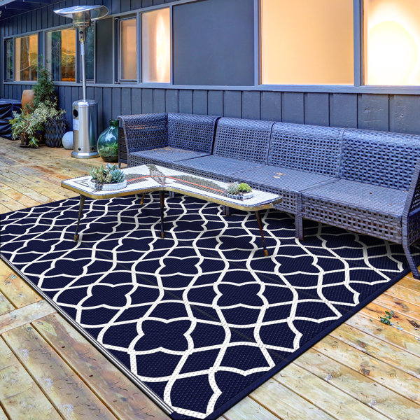Winston Porter Philbrine Machine Woven Indoor/Outdoor Rug | Wayfair