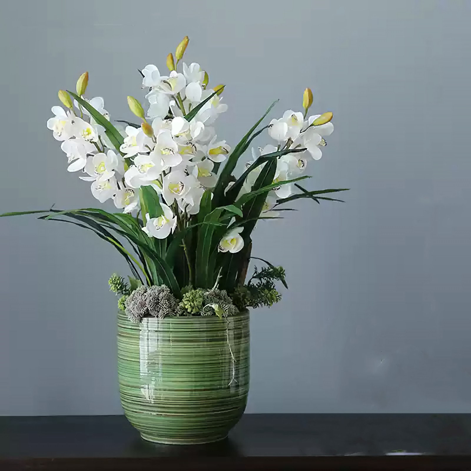 Infinitee Green Simulated Flowers, Fake Flowers, Table Decorations ...