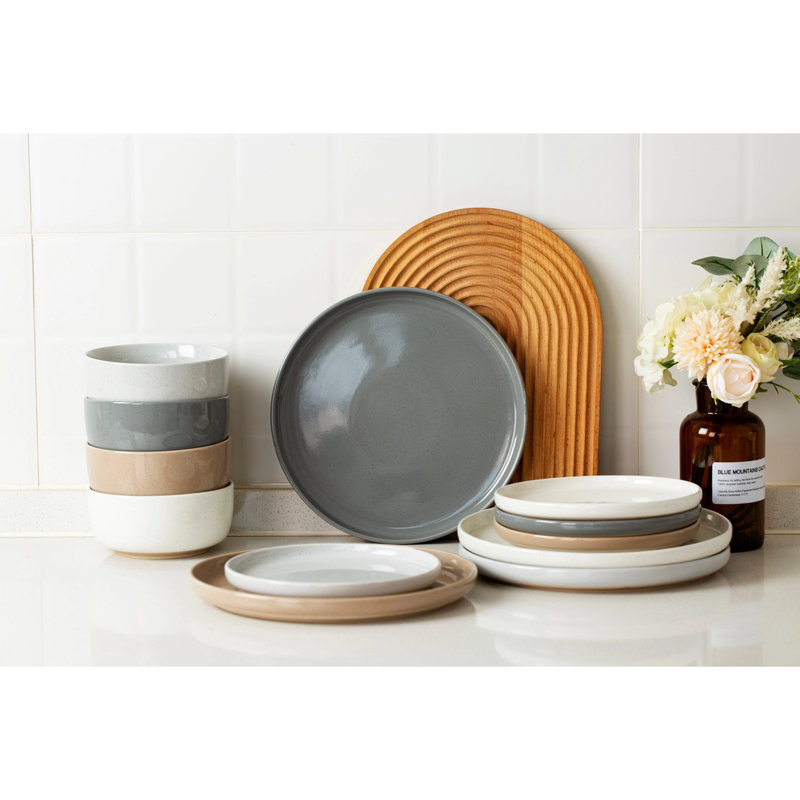 Famiware 24 Piece Stoneware Dinnerware Set - Service for 8 & Reviews ...