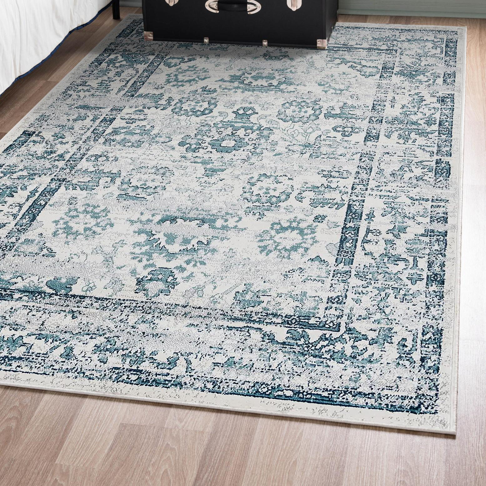 Bungalow Rose Scanlon Oriental Green Area Rug & Reviews | Wayfair