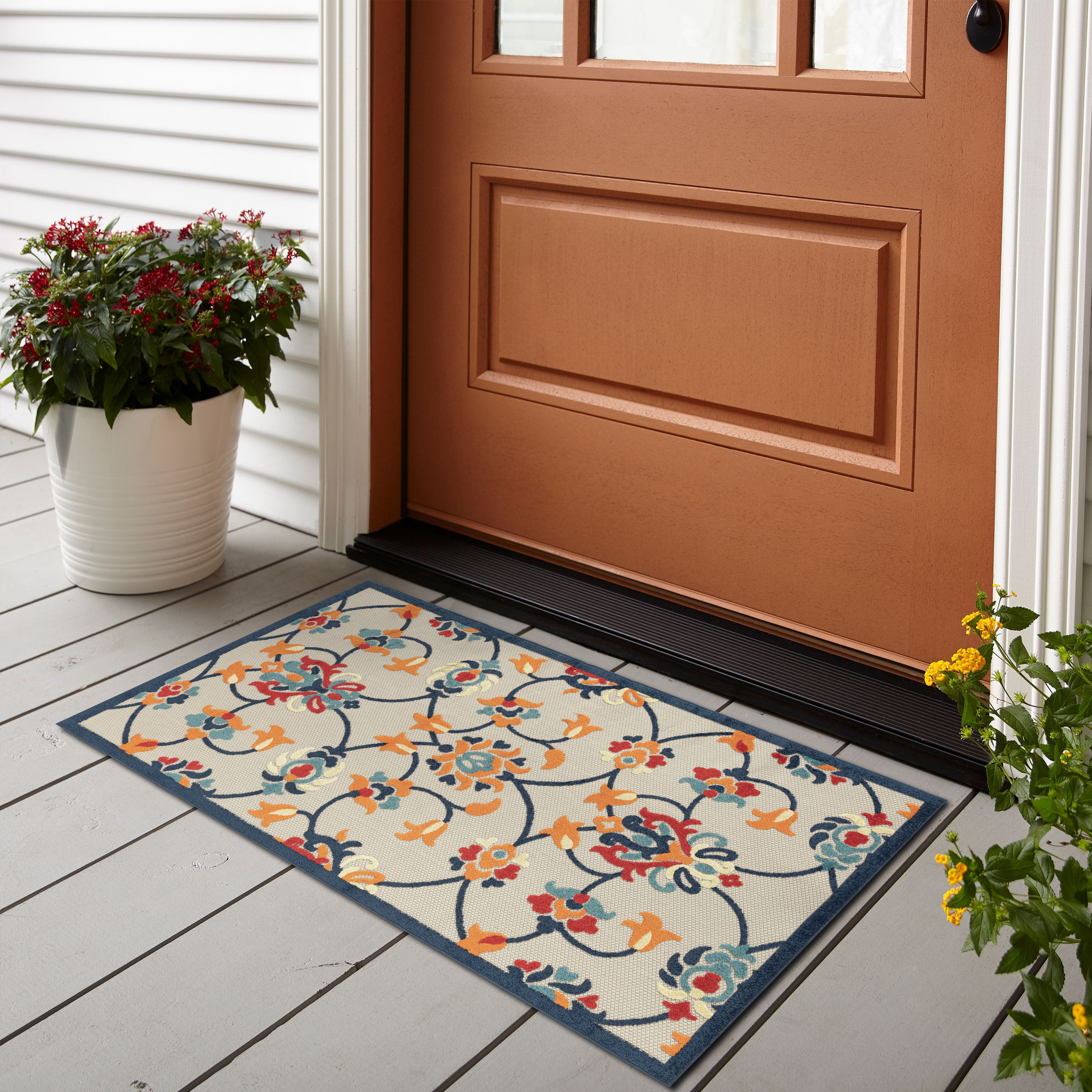 Lark Manor™ Lamprecht Floral High-Low Pile Indoor/Outdoor Durable ...