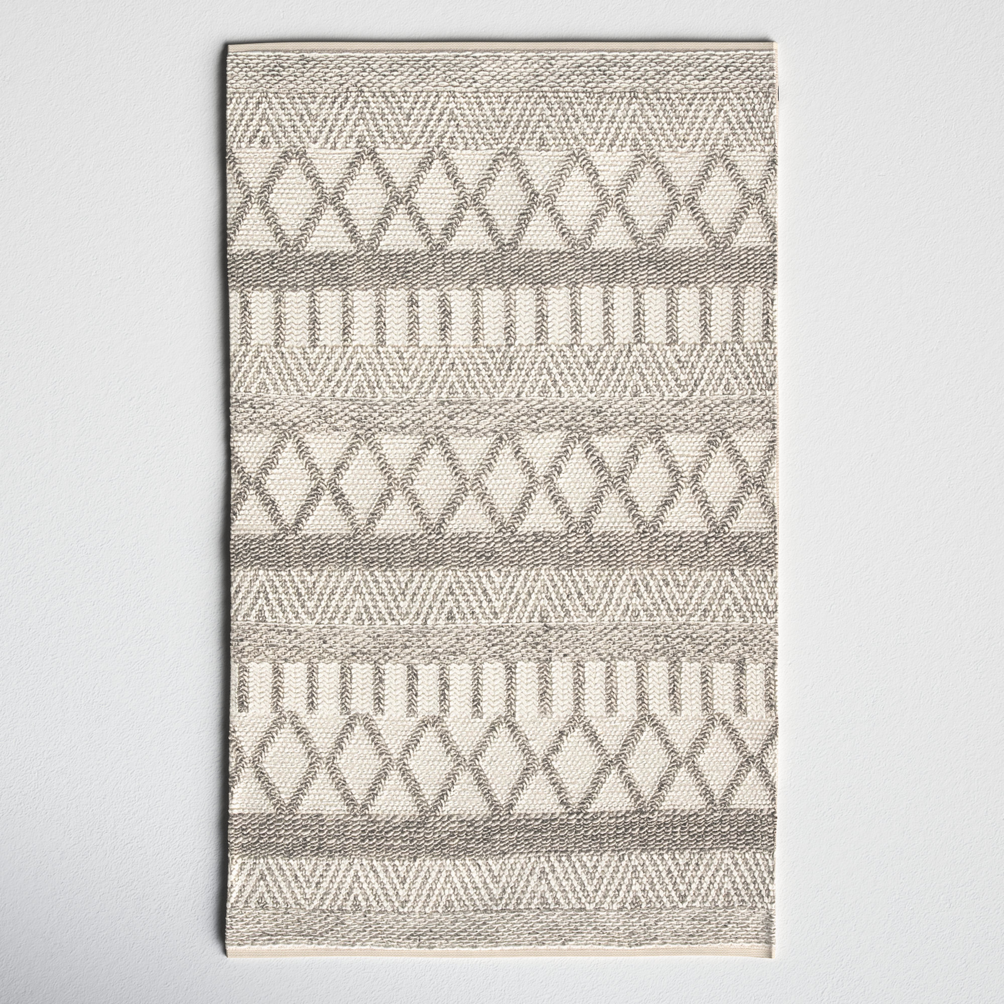 Joss & Main Gayle Geometric Handwoven Wool Gray/Beige Area Rug ...