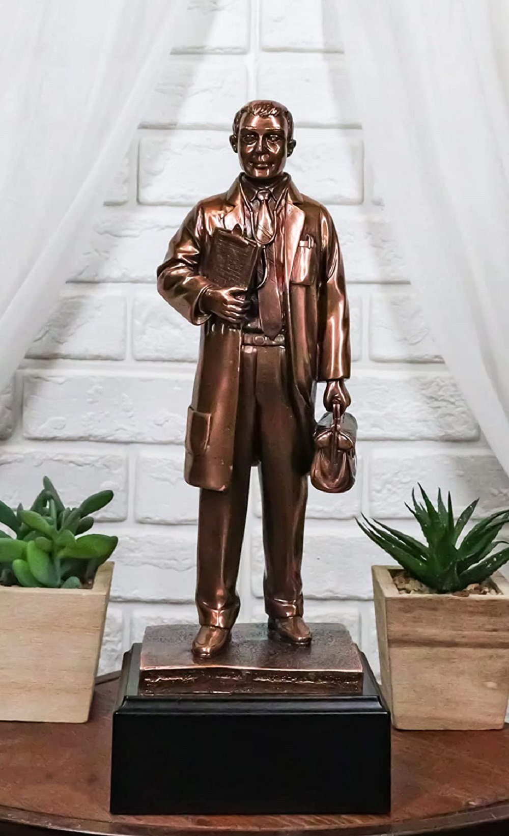 Red Barrel Studio® Handmade People Statue | Wayfair