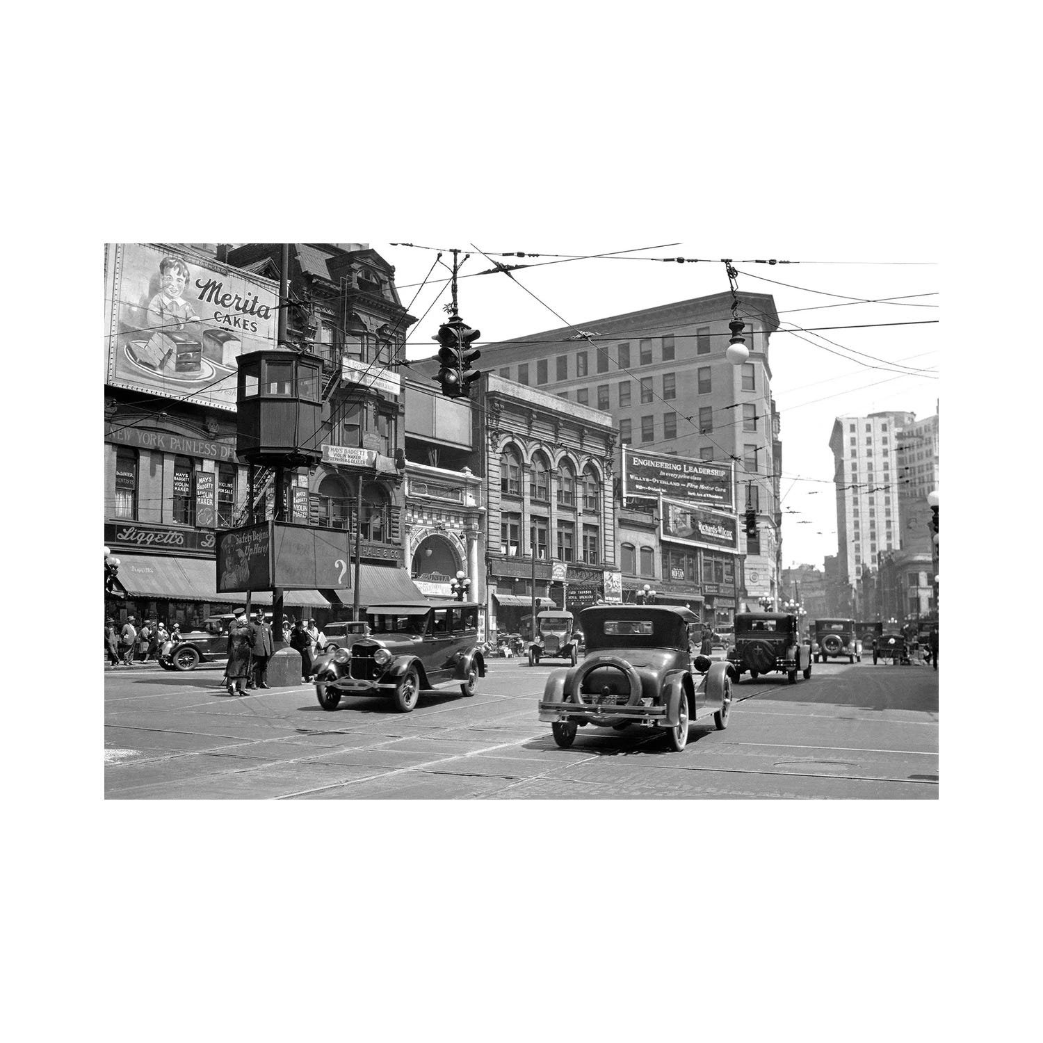 East Urban Home 1920S Automobile And Pedestrian Traffic Busy Five ...
