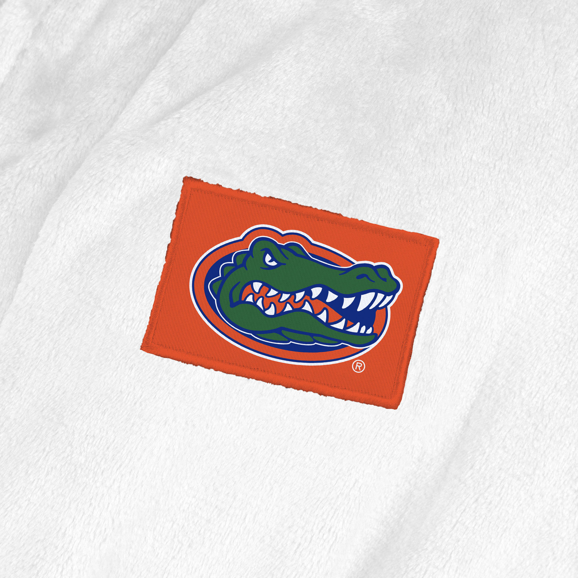 Hokku Designs NCAA Florida Gators White Out Silk Touch Robe, Sport Fan ...