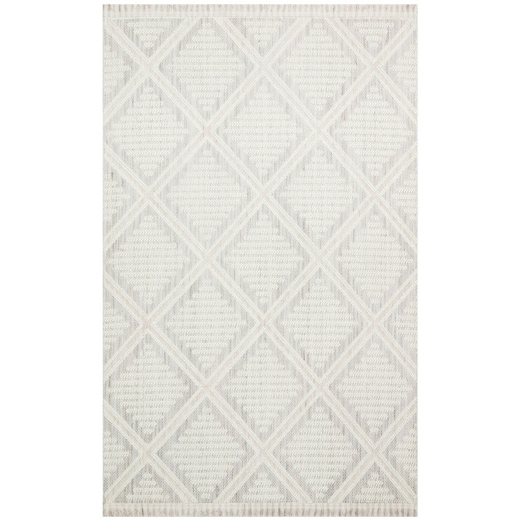 Ebern Designs Quintis Grey Geometric Machine Made Area Rug | Wayfair.co.uk