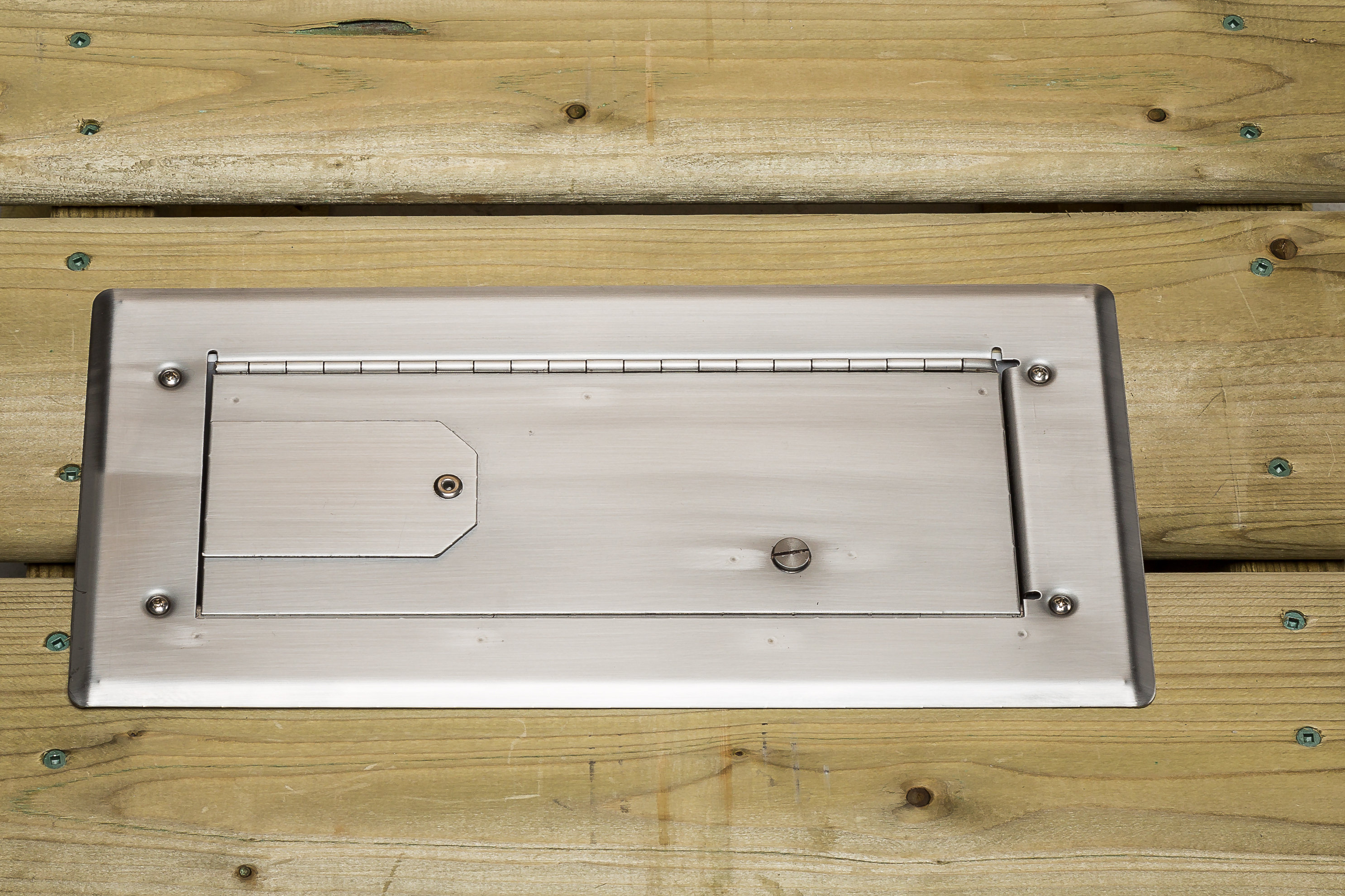 Burnaby Manufacturing Ltd Burnaby Manufacturing Wood Deck Versatile Gas ...