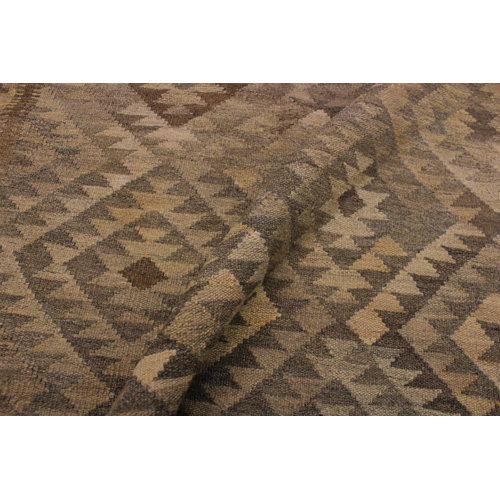 Isabelline Madee Geometric Handmade Rectangle 5'4" x 6'7" Wool Area Rug ...