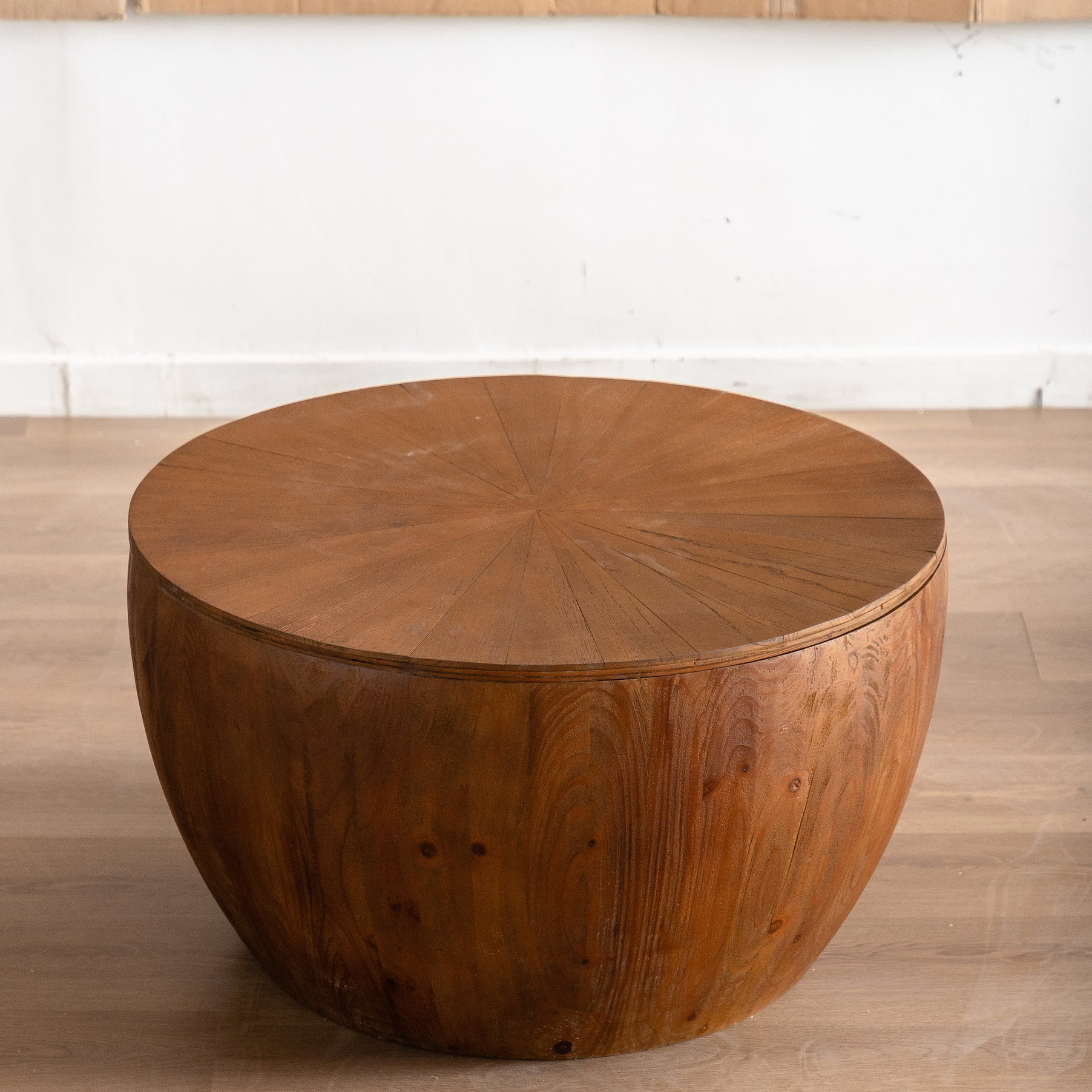 Banior Vintage Shaped Storage Coffee Table. Constructed With Superior ...