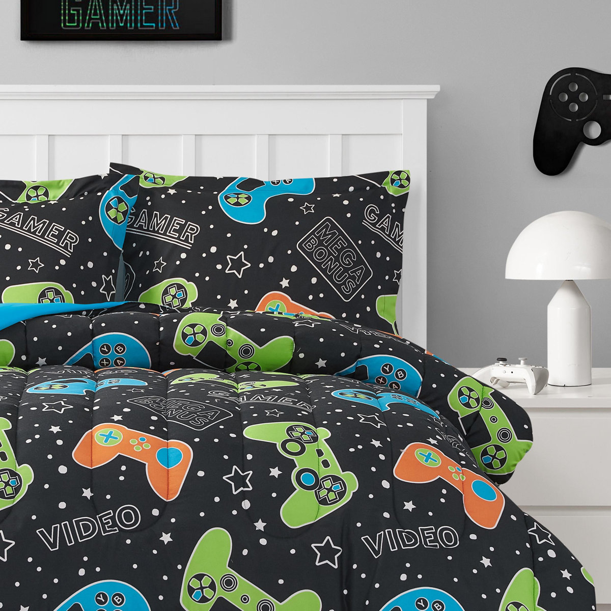 ALEX + BELLA Video Gamer Set Black Ultra Soft Microfiber Comforter Set ...